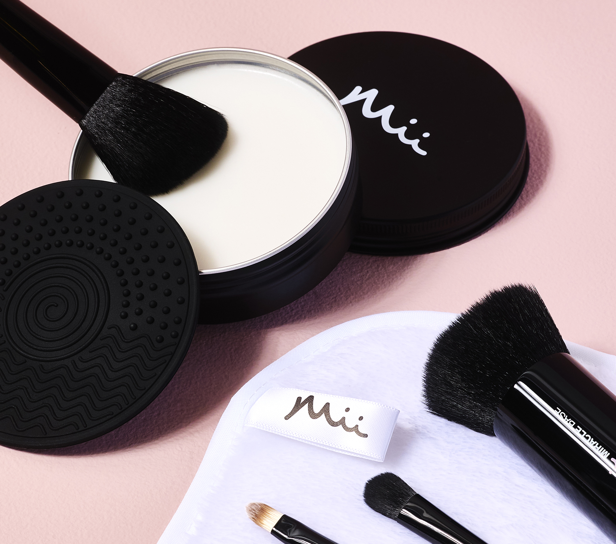 Mii Cosmetics | Beauty, Makeup, Nail Care & Tanning